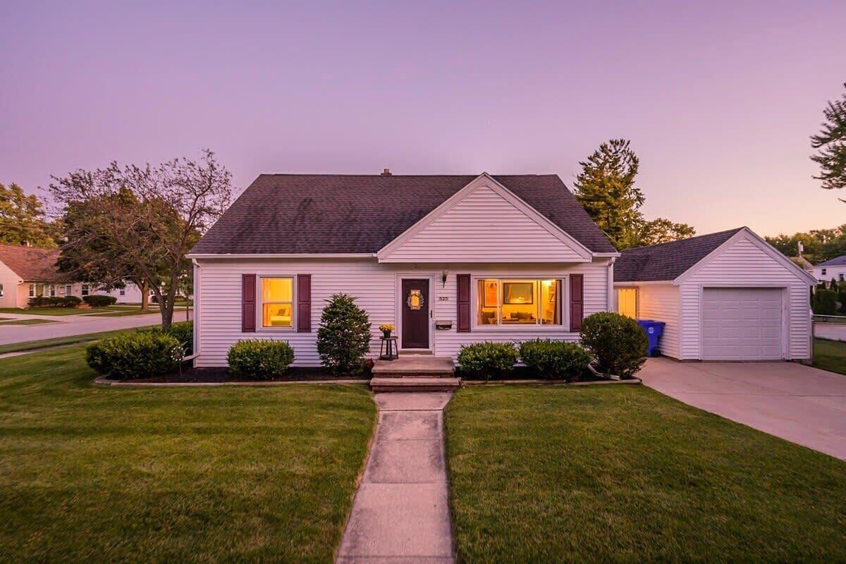 The Big Red House Pet Policy