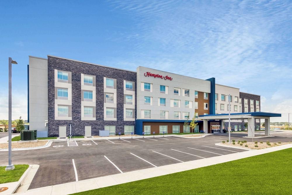 Hampton Inn Kansas City Southeast Pet Policy