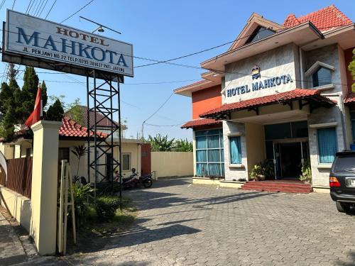 Hotel Mahkota Pet Policy