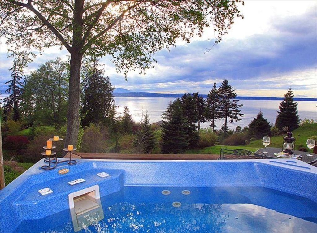 The Bush Point Hideaway Pet Policy