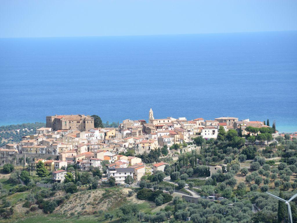 Calopezzati House with Stunning Pet Policy