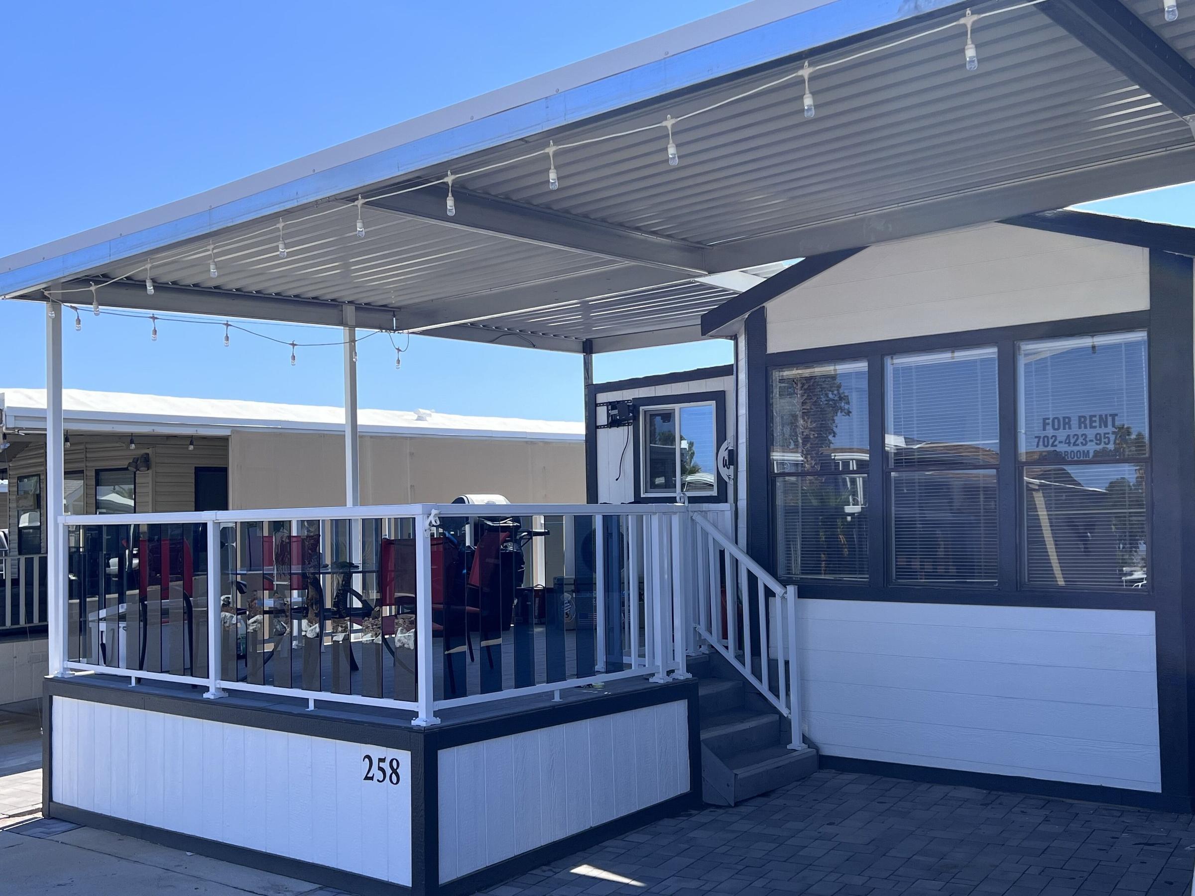 Sam's Beachcomber Resort Pet Policy