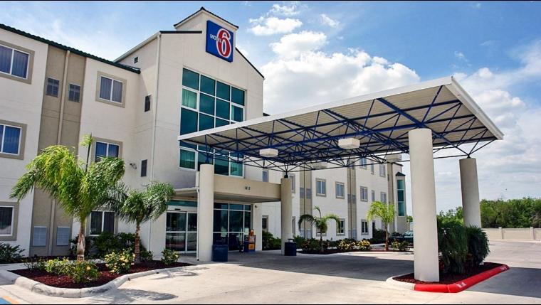 Motel 6 Mission Pet Policy