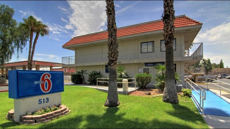 Motel 6 Tempe Broadway Pet Policy