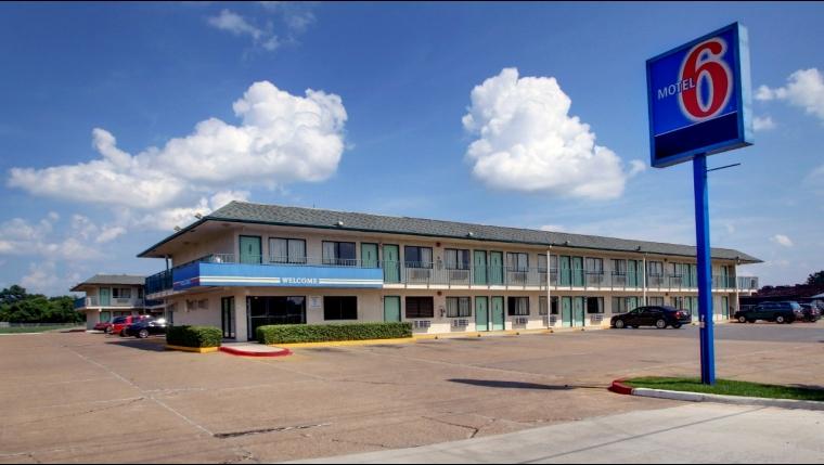 Motel 6 Monroe Pet Policy