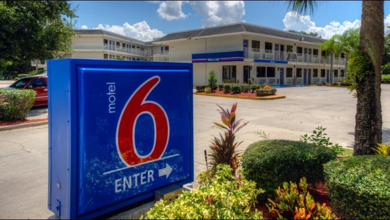 Motel 6 Bradenton Pet Policy