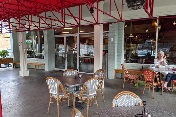 Dog Friendly Pizza Restaurants In Olney MD BringFido dog-friendly-pizza-restaurants-in-olney-md-bringfido