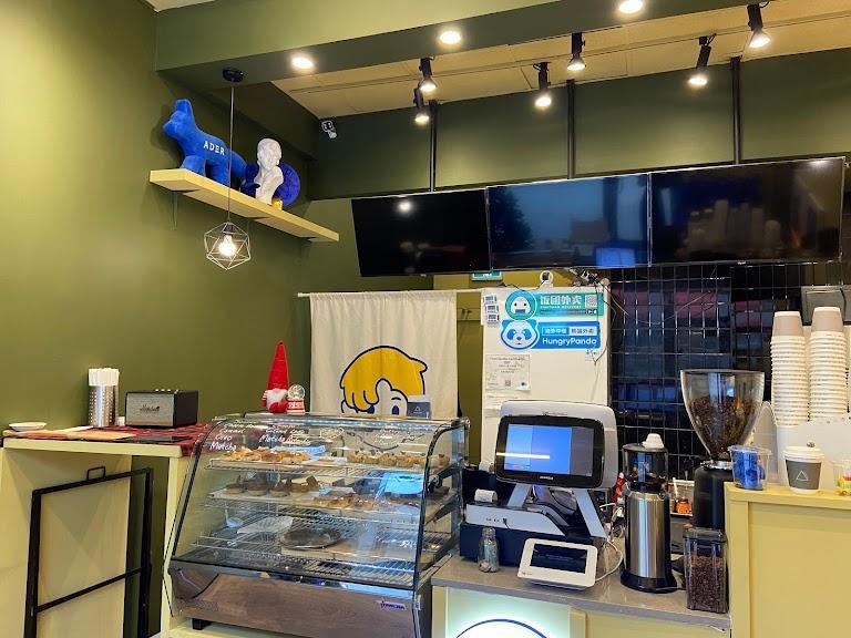 lOOCHA% Cafè+ Pet Policy