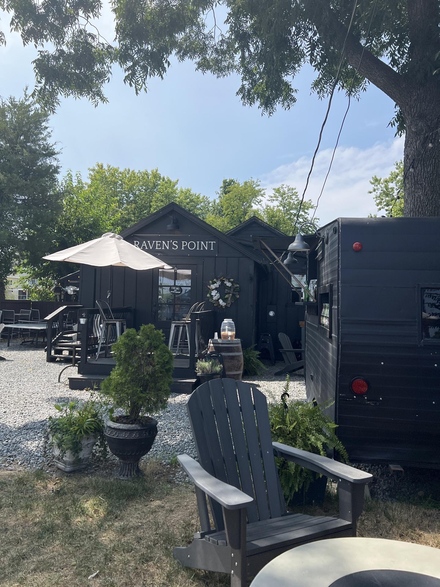 Raven's Point Pet Policy