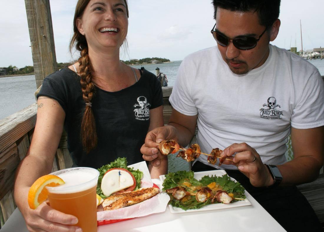 (Closed) Jolly Roger Pub & Marina Pet Policy