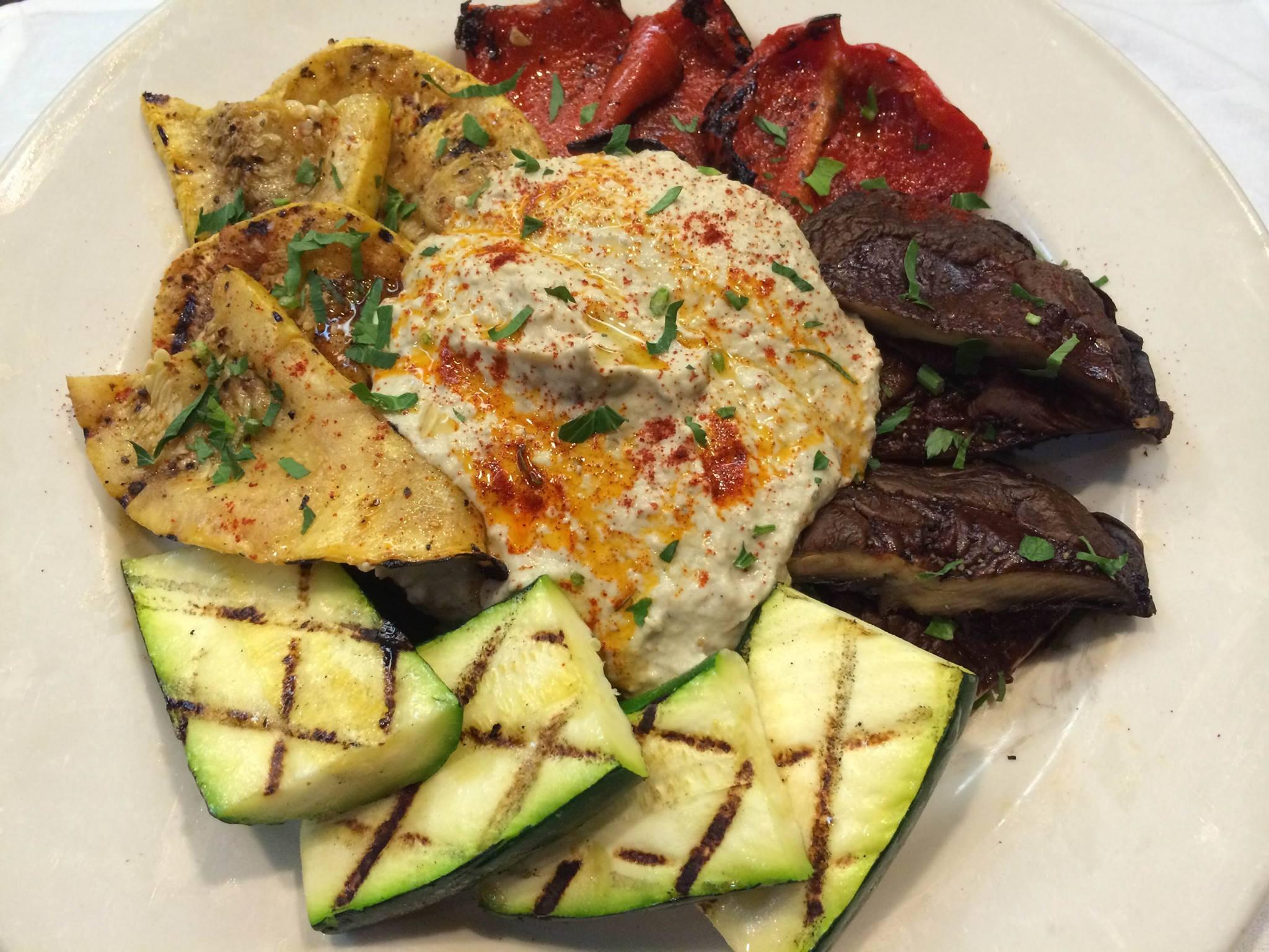 Lama Bean's Pet Policy