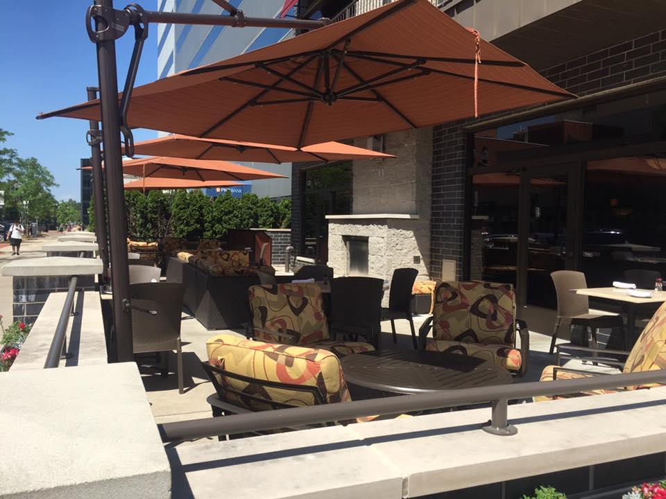 Dog Friendly Restaurants in Lansing, MI - BringFido