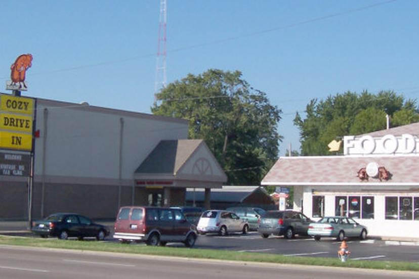 Dog Friendly Restaurants In Springfield IL BringFido dog-friendly-restaurants-in-springfield-il-bringfido
