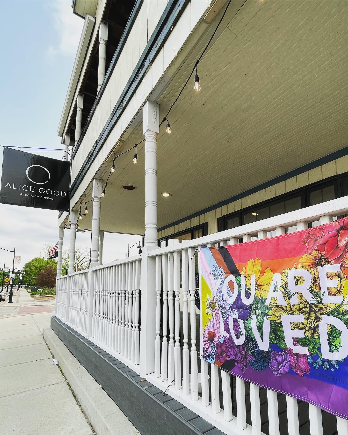 Alice Good Specialty Coffee Pet Policy