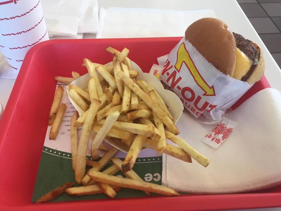 In-N-Out Burger Is Pet Friendly