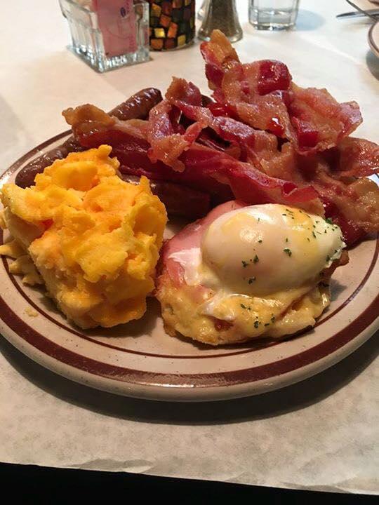 Colony Pub & Grille Pet Policy