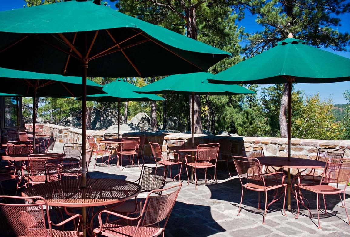 Blue Bell Lodge Dining Room & Lounge Is Pet Friendly