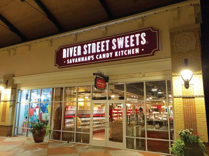 River Street Sweets Is Pet Friendly
