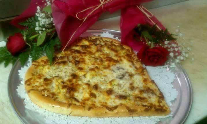 Benner's Bagels Pizza 'N What Nosh Is Pet Friendly