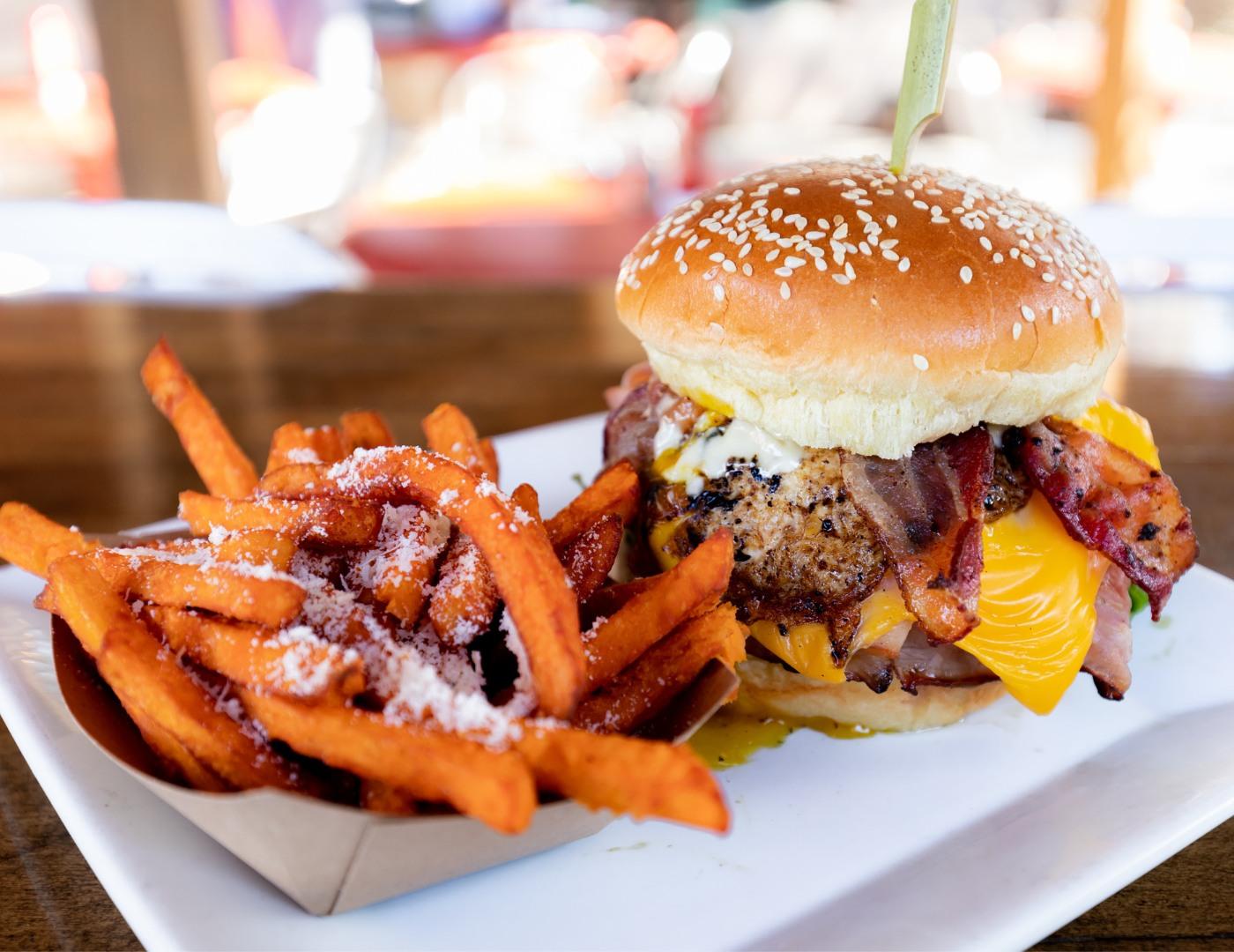 Sesame Burgers & Beer Park Circle Pet Policy